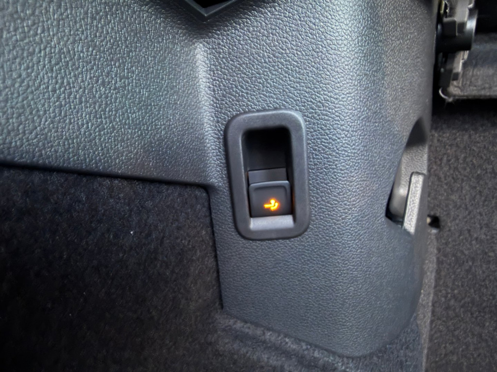 VW Golf Grau 01/2026